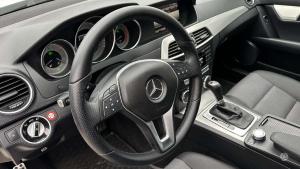 Balts Mercedes-Benz C 300 2012 Marijampole, ar dzinēja tilpumu 2.99 L un nobraukumu 280 tūkst. km par 8000 €, foto 20 vietnē AUTOMOTO.COM.LV