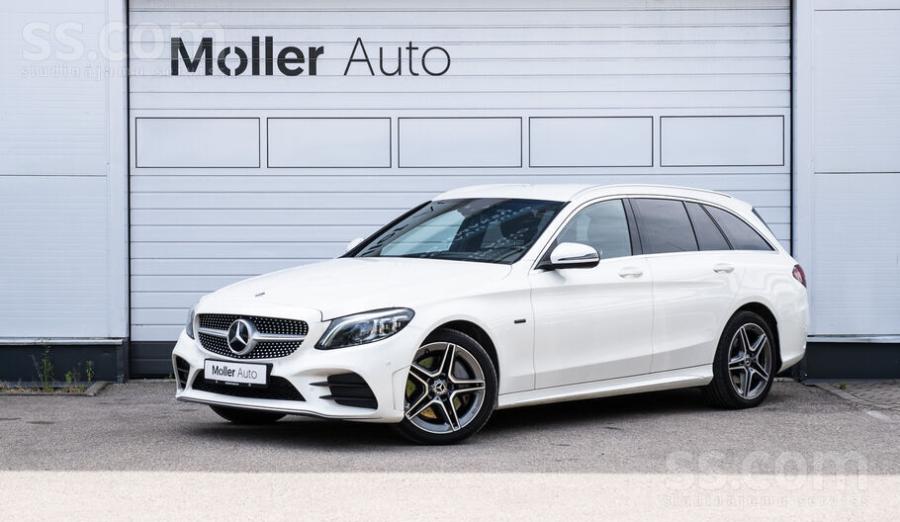 Balts Mercedes-Benz C 300 2020 Rīga, ar dzinēja tilpumu 2.00 L un nobraukumu 156 tūkst. km par 25950 €, foto 1 vietnē AUTOMOTO.COM.LV