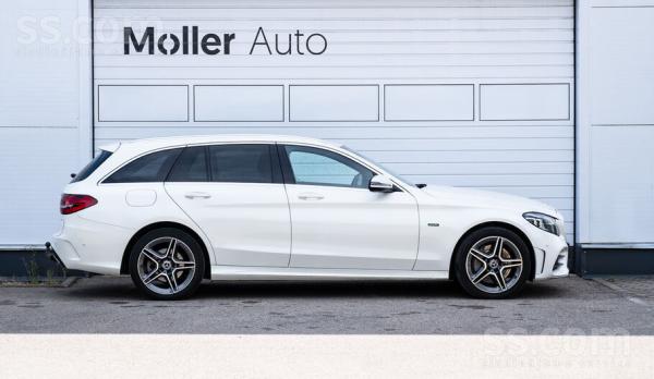 Balts Mercedes-Benz C 300 2020 Rīga, ar dzinēja tilpumu 2.00 L un nobraukumu 156 tūkst. km par 25950 €, foto 5 vietnē AUTOMOTO.COM.LV