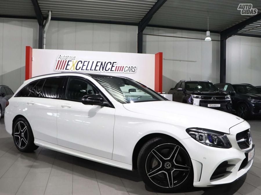 White Mercedes-Benz C 300 2020 in Kaunas, with an engine capacity of 2.00 L and mileage of 90 thousand km for 32242 €, photo 3 on AUTOMOTO.COM.LV