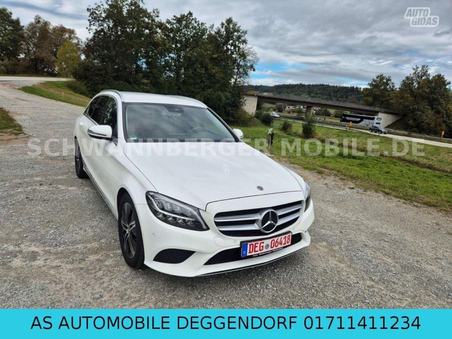White Mercedes-Benz C 300 2020 in Kaunas, with an engine capacity of 2.00 L and mileage of 79 thousand km for 24459 €, photo 4 on AUTOMOTO.COM.LV