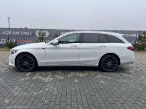 Balts Mercedes-Benz C 300 2020 Šauļi, ar dzinēja tilpumu 1.95 L un nobraukumu 179 tūkst. km par 19400 €, foto 5 vietnē AUTOMOTO.COM.LV