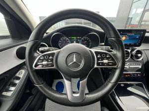 Balts Mercedes-Benz C 300 2020 Šauļi, ar dzinēja tilpumu 1.95 L un nobraukumu 179 tūkst. km par 19400 €, foto 19 vietnē AUTOMOTO.COM.LV
