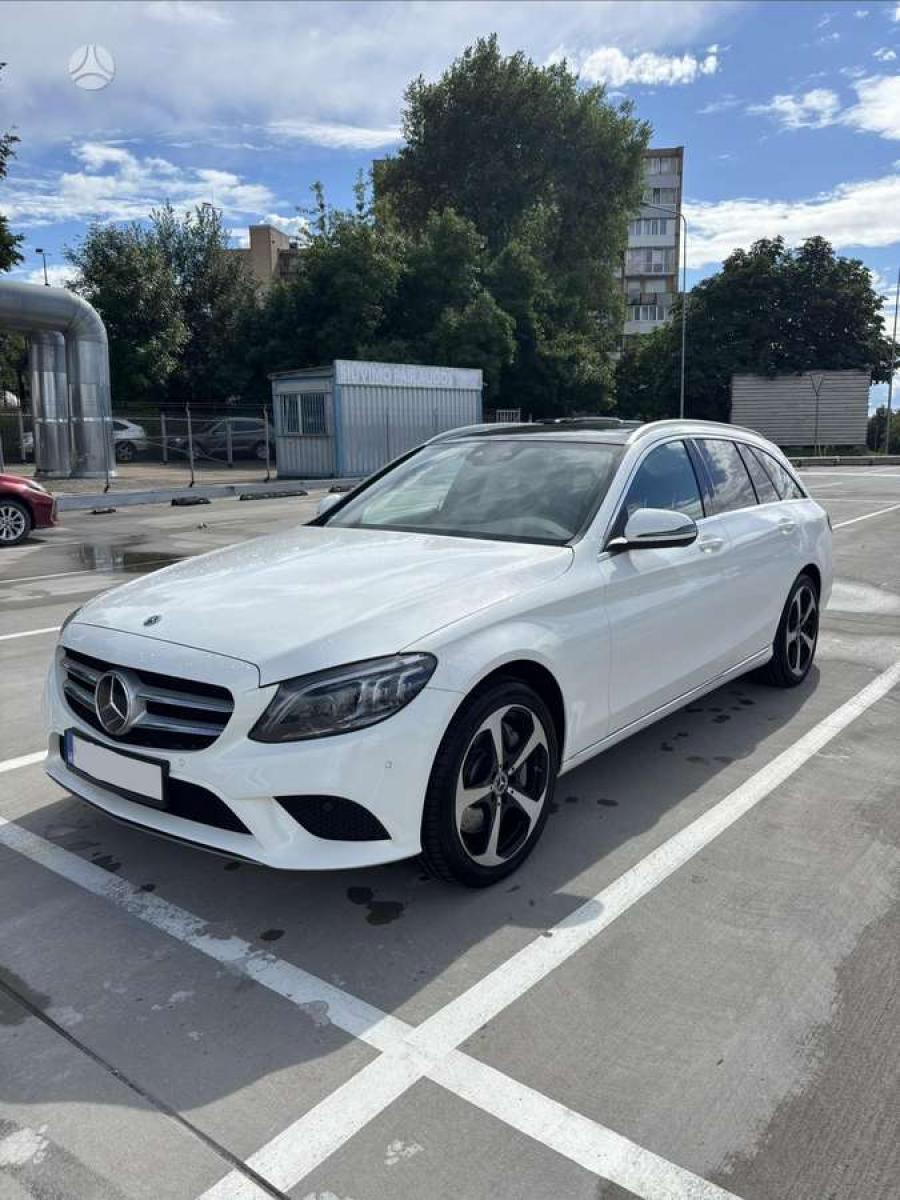 White Mercedes-Benz C 300 2020 in Vilnius, with an engine capacity of 1.99 L and mileage of 80 thousand km for 23000 €, photo 1 on AUTOMOTO.COM.LV