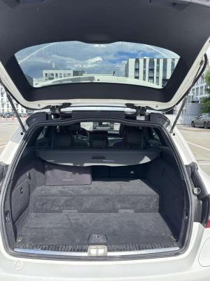 White Mercedes-Benz C 300 2020 in Vilnius, with an engine capacity of 1.99 L and mileage of 80 thousand km for 23000 €, photo 11 on AUTOMOTO.COM.LV