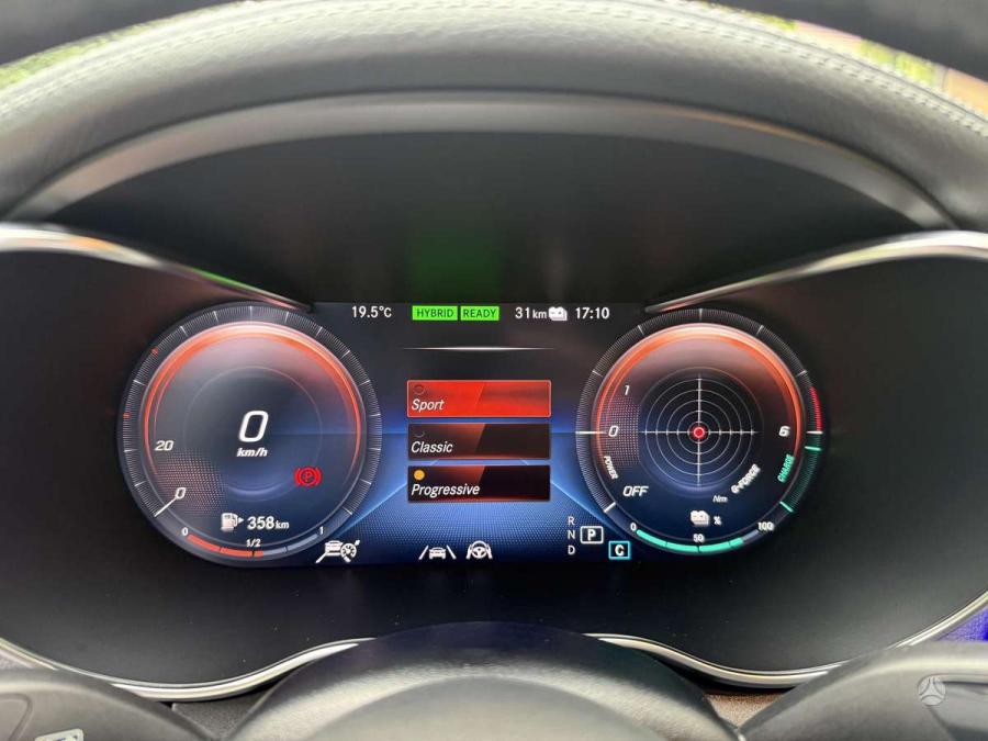 Белый Мерседес Ц 300 2020 в Тельшяй, объемом двигателя 1.95 л и пробегом 271 тыс. км за 19000 €, фото 16 на AUTOMOTO.COM.LV