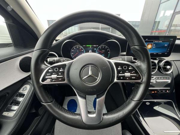 Balts Mercedes-Benz C 300 2020 Šauļi, ar dzinēja tilpumu 1.95 L un nobraukumu 180 tūkst. km par 18800 €, foto 11 vietnē AUTOMOTO.COM.LV