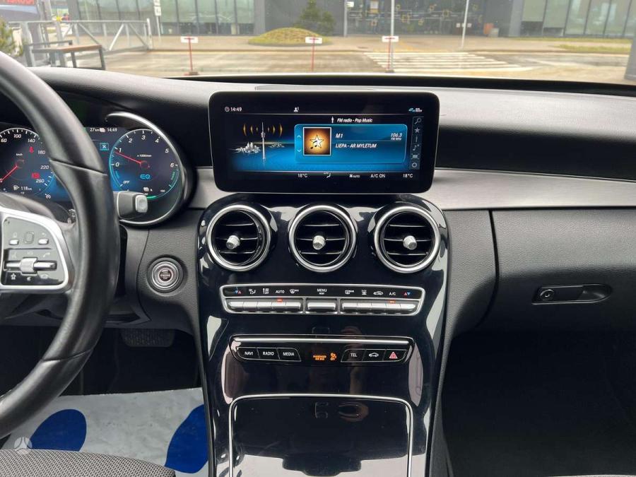 Balts Mercedes-Benz C 300 2020 Šauļi, ar dzinēja tilpumu 1.95 L un nobraukumu 180 tūkst. km par 18800 €, foto 13 vietnē AUTOMOTO.COM.LV