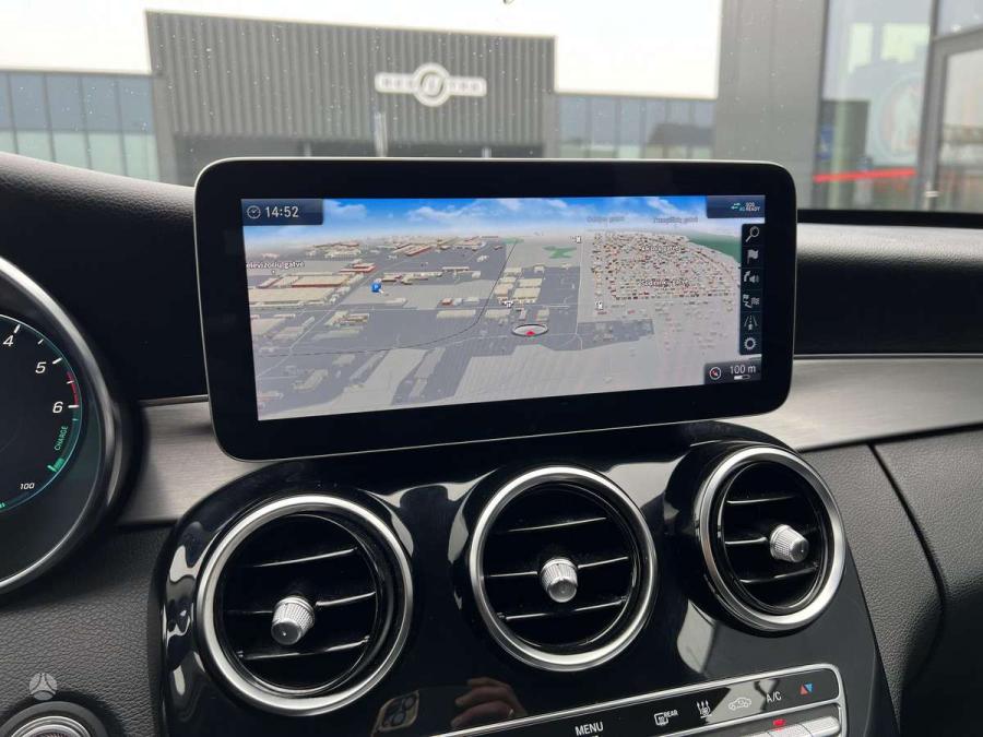 Balts Mercedes-Benz C 300 2020 Šauļi, ar dzinēja tilpumu 1.95 L un nobraukumu 180 tūkst. km par 18800 €, foto 18 vietnē AUTOMOTO.COM.LV