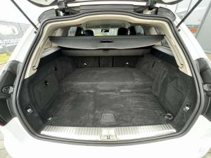 Balts Mercedes-Benz C 300 2020 Šauļi, ar dzinēja tilpumu 1.95 L un nobraukumu 180 tūkst. km par 18800 €, foto 26 vietnē AUTOMOTO.COM.LV