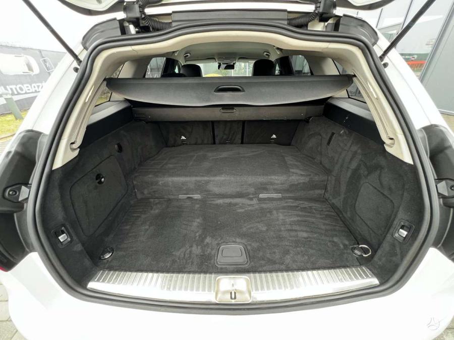 Balts Mercedes-Benz C 300 2020 Šauļi, ar dzinēja tilpumu 1.95 L un nobraukumu 180 tūkst. km par 18800 €, foto 26 vietnē AUTOMOTO.COM.LV