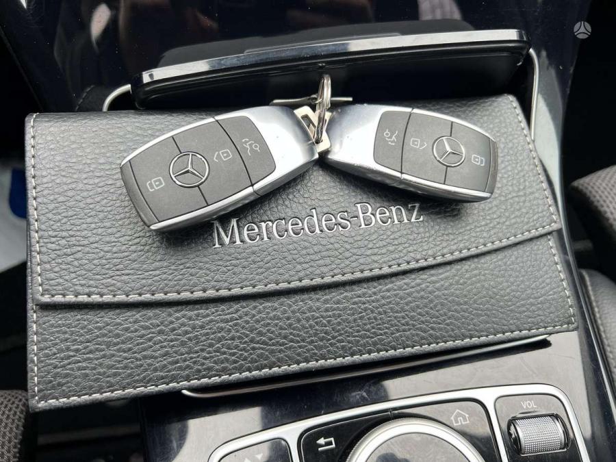 Balts Mercedes-Benz C 300 2020 Šauļi, ar dzinēja tilpumu 1.95 L un nobraukumu 180 tūkst. km par 18800 €, foto 28 vietnē AUTOMOTO.COM.LV
