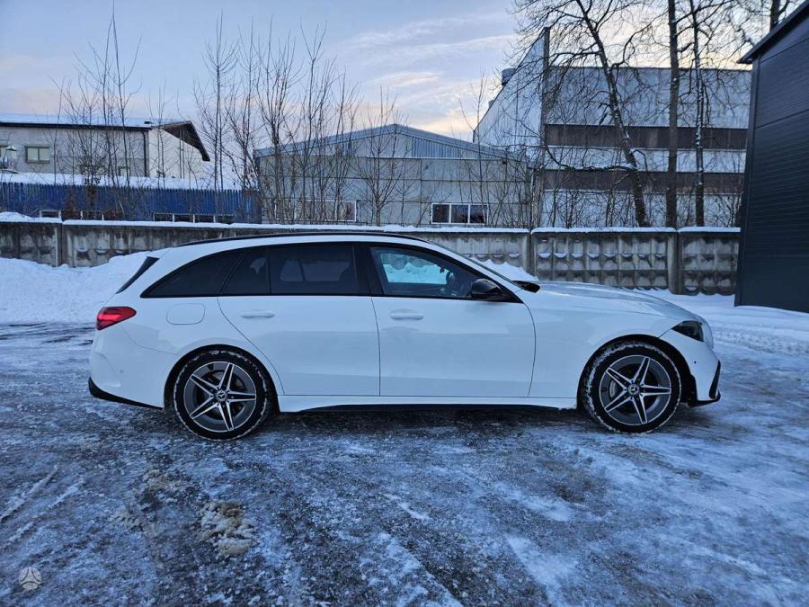 Balts Mercedes-Benz C 300 2022 Kauņa, ar dzinēja tilpumu 2.00 L un nobraukumu 63 tūkst. km par 19900 €, foto 4 vietnē AUTOMOTO.COM.LV
