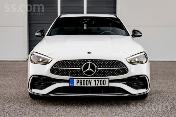 Мерседес Ц 300 2022 в Таллин на AUTOMOTO.COM.LV Белый Мерседес Ц 300 2022 в Таллин, объемом двигателя 2.00 л и пробегом 200 тыс. км за 24999 €, фото 3 на AUTOMOTO.COM.LV