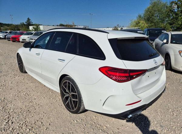 Balts Mercedes-Benz C 300 2023 Klaipėda, ar dzinēja tilpumu 1.99 L un nobraukumu 68 tūkst. km par 15700 €, foto 5 vietnē AUTOMOTO.COM.LV