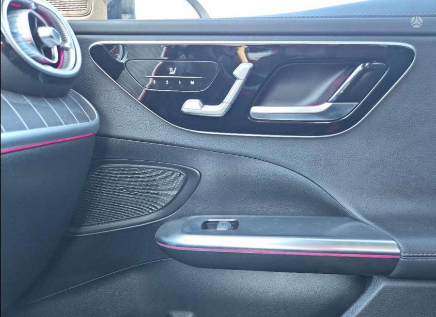 Balts Mercedes-Benz C 300 2023 Klaipėda, ar dzinēja tilpumu 1.99 L un nobraukumu 68 tūkst. km par 15700 €, foto 11 vietnē AUTOMOTO.COM.LV