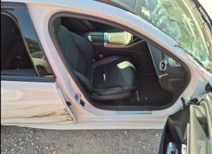 Balts Mercedes-Benz C 300 2023 Klaipėda, ar dzinēja tilpumu 1.99 L un nobraukumu 68 tūkst. km par 15700 €, foto 17 vietnē AUTOMOTO.COM.LV