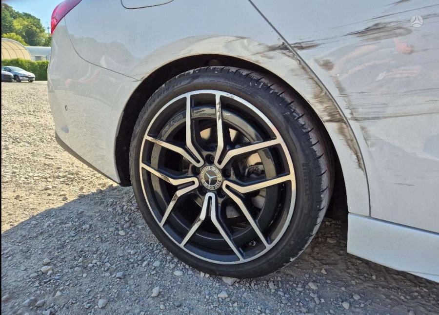 Balts Mercedes-Benz C 300 2023 Klaipėda, ar dzinēja tilpumu 1.99 L un nobraukumu 68 tūkst. km par 15700 €, foto 18 vietnē AUTOMOTO.COM.LV