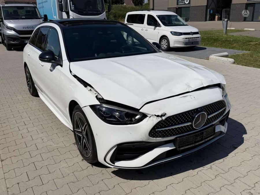 Белый Мерседес Ц 300 2025 в Паневежис, объемом двигателя 2.00 л и пробегом 39 тыс. км за 31900 €, фото 15 на AUTOMOTO.COM.LV