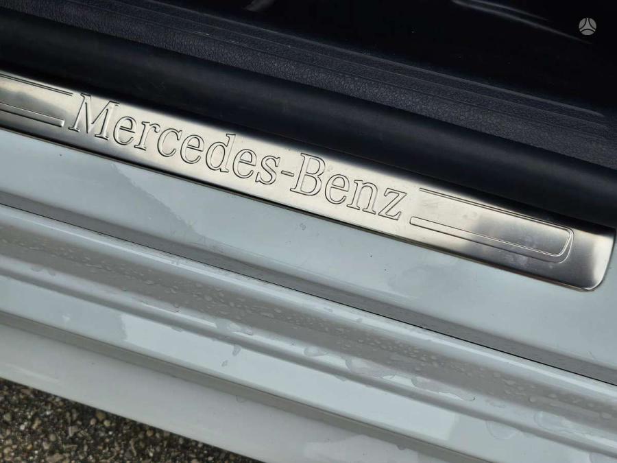 White Mercedes-Benz C 300 2025 in Panevezys, with an engine capacity of 2.00 L and mileage of 41 thousand km for 41000 €, photo 28 on AUTOMOTO.COM.LV