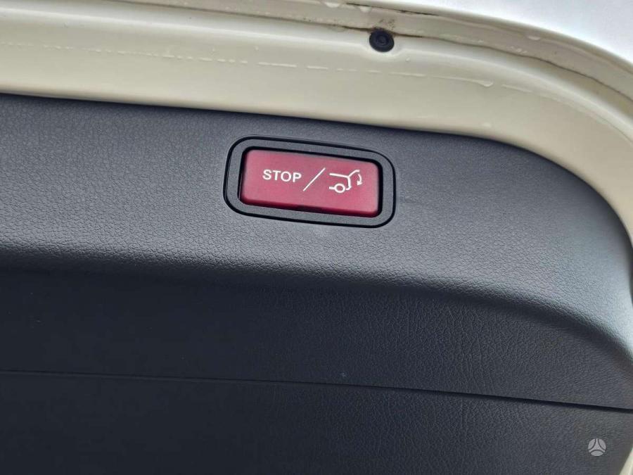 White Mercedes-Benz C 300 2025 in Panevezys, with an engine capacity of 2.00 L and mileage of 41 thousand km for 41000 €, photo 30 on AUTOMOTO.COM.LV