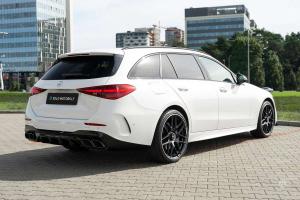 White Mercedes-Benz C 300 2025 in Vilnius, with an engine capacity of 1.99 L and mileage of 41 thousand km for 39999 €, photo 5 on AUTOMOTO.COM.LV