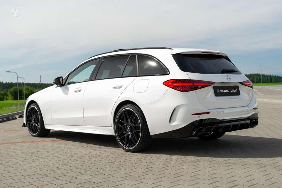 White Mercedes-Benz C 300 2025 in Vilnius, with an engine capacity of 1.99 L and mileage of 41 thousand km for 39999 €, photo 7 on AUTOMOTO.COM.LV