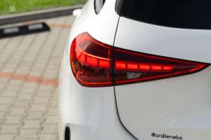 White Mercedes-Benz C 300 2025 in Vilnius, with an engine capacity of 1.99 L and mileage of 41 thousand km for 39999 €, photo 8 on AUTOMOTO.COM.LV