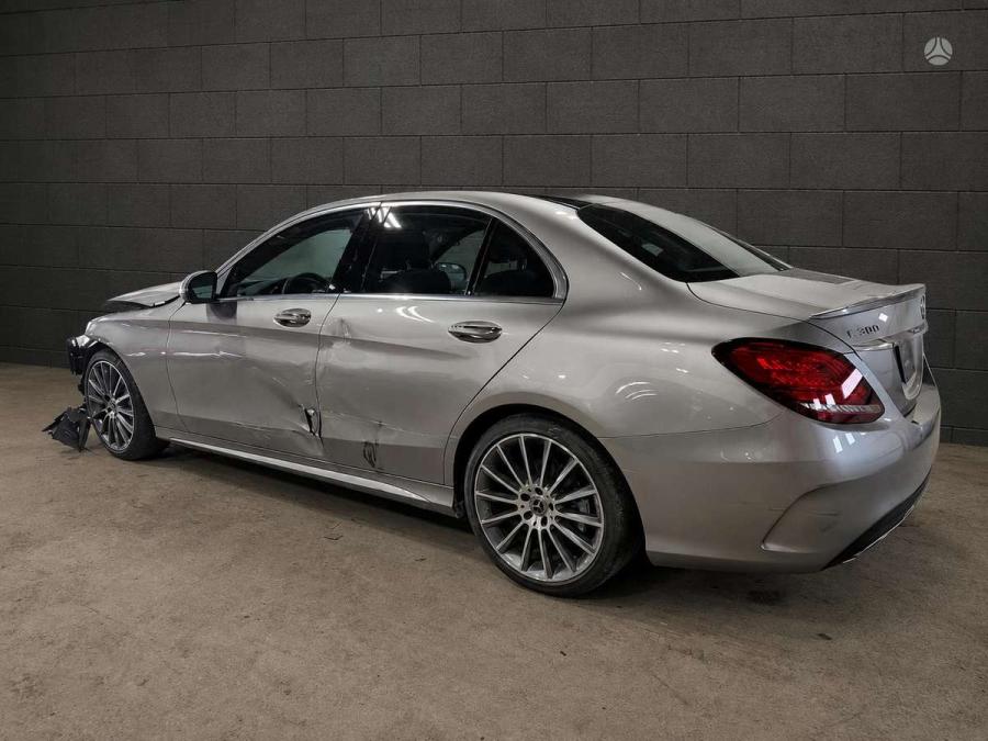 Dzeltens Mercedes-Benz C 300 2019 Kauņa, ar dzinēja tilpumu 1.99 L un nobraukumu 38 tūkst. km par 13500 €, foto 6 vietnē AUTOMOTO.COM.LV