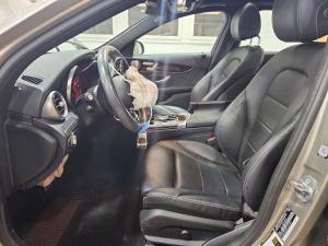 Dzeltens Mercedes-Benz C 300 2019 Kauņa, ar dzinēja tilpumu 1.99 L un nobraukumu 38 tūkst. km par 13500 €, foto 13 vietnē AUTOMOTO.COM.LV