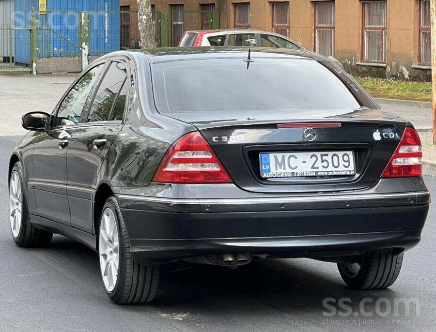 Melns Mercedes-Benz c-320 2006 Rīga, ar dzinēja tilpumu 3.20 L un nobraukumu 325 tūkst. km par 2850 €, foto 2 vietnē AUTOMOTO.COM.LV