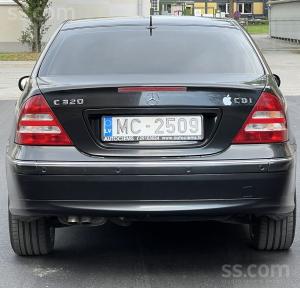 Melns Mercedes-Benz c-320 2006 Rīga, ar dzinēja tilpumu 3.20 L un nobraukumu 325 tūkst. km par 2850 €, foto 3 vietnē AUTOMOTO.COM.LV