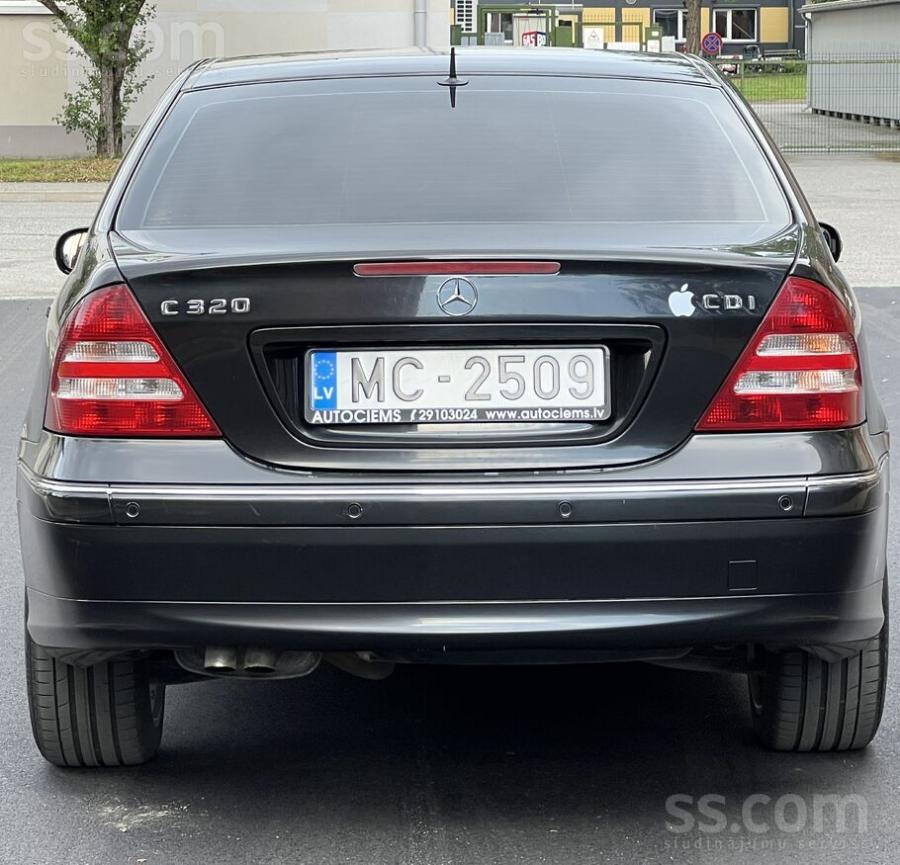 Melns Mercedes-Benz c-320 2006 Rīga, ar dzinēja tilpumu 3.20 L un nobraukumu 325 tūkst. km par 2850 €, foto 3 vietnē AUTOMOTO.COM.LV