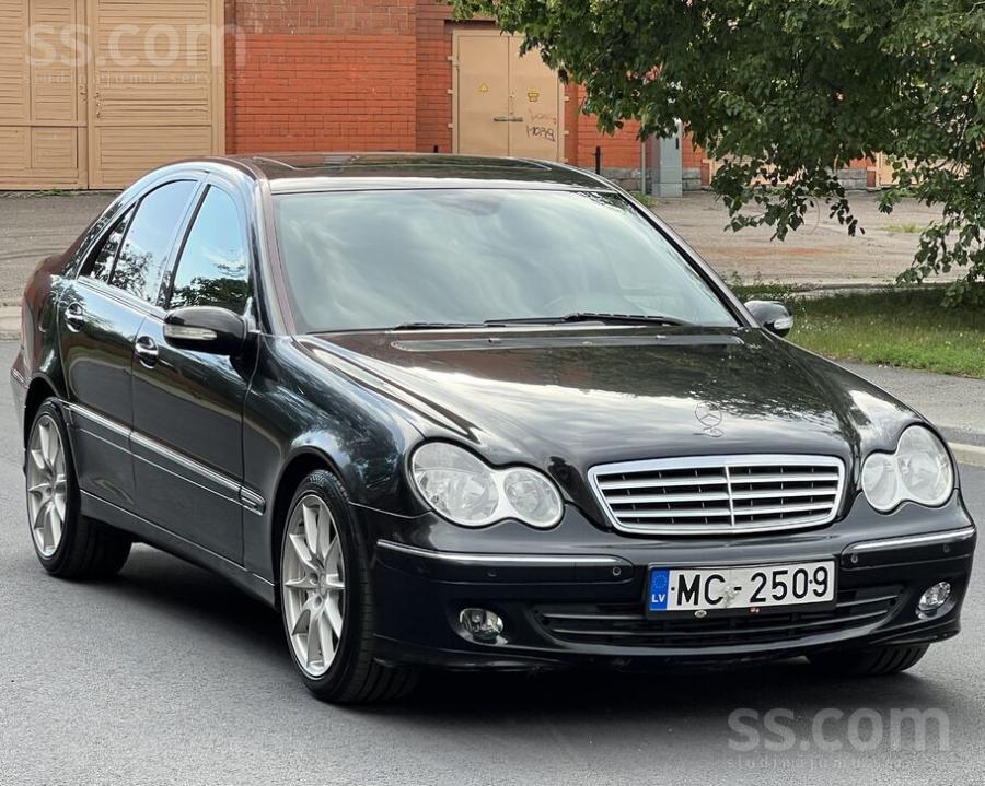 Melns Mercedes-Benz c-320 2006 Rīga, ar dzinēja tilpumu 3.20 L un nobraukumu 325 tūkst. km par 2850 €, foto 6 vietnē AUTOMOTO.COM.LV