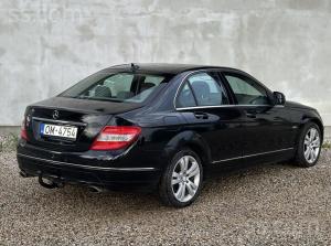 Melns Mercedes-Benz c-320 2007 Rīga, ar dzinēja tilpumu 3.00 L un nobraukumu 478 tūkst. km par 3950 €, foto 3 vietnē AUTOMOTO.COM.LV