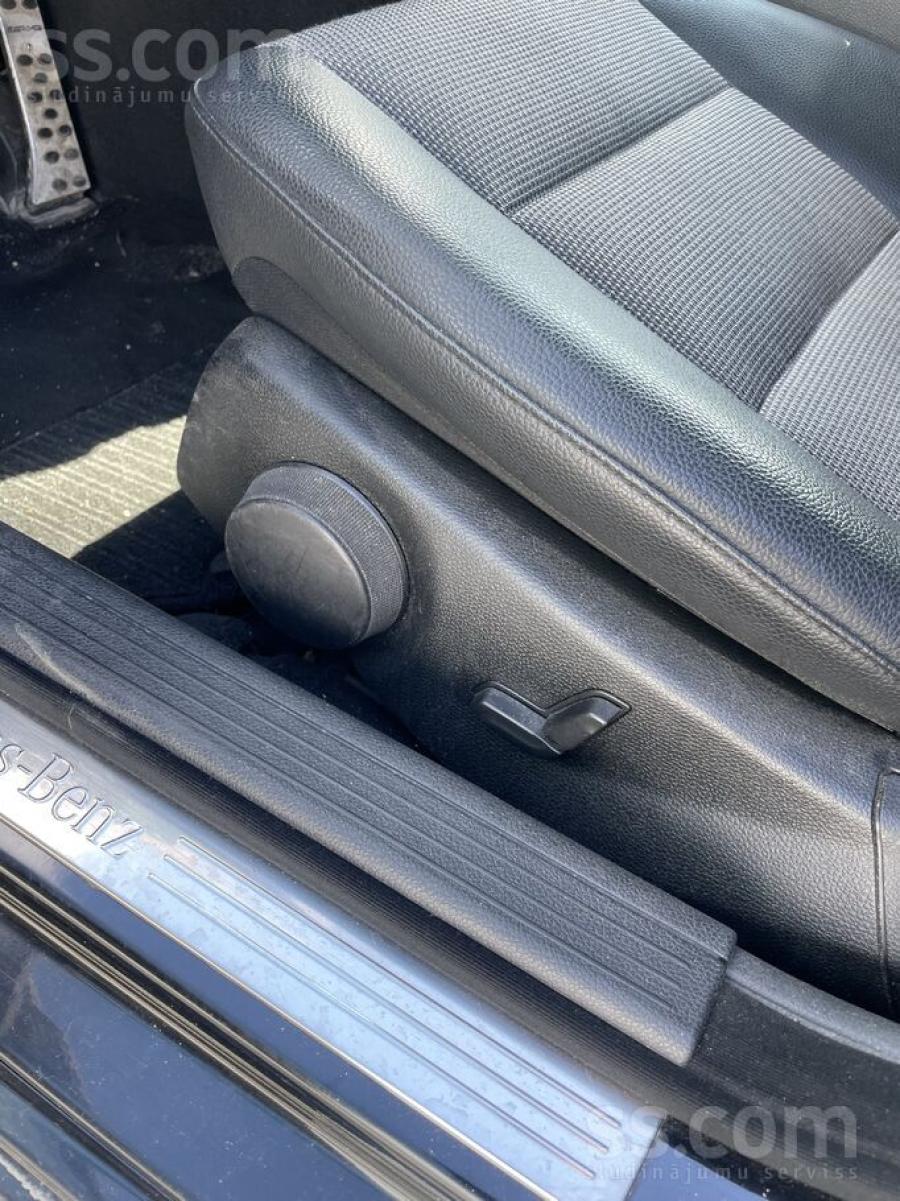 Melns Mercedes-Benz c-320 2007 Jelgava, ar dzinēja tilpumu 3.00 L un nobraukumu 333 tūkst. km par 4500 €, foto 9 vietnē AUTOMOTO.COM.LV