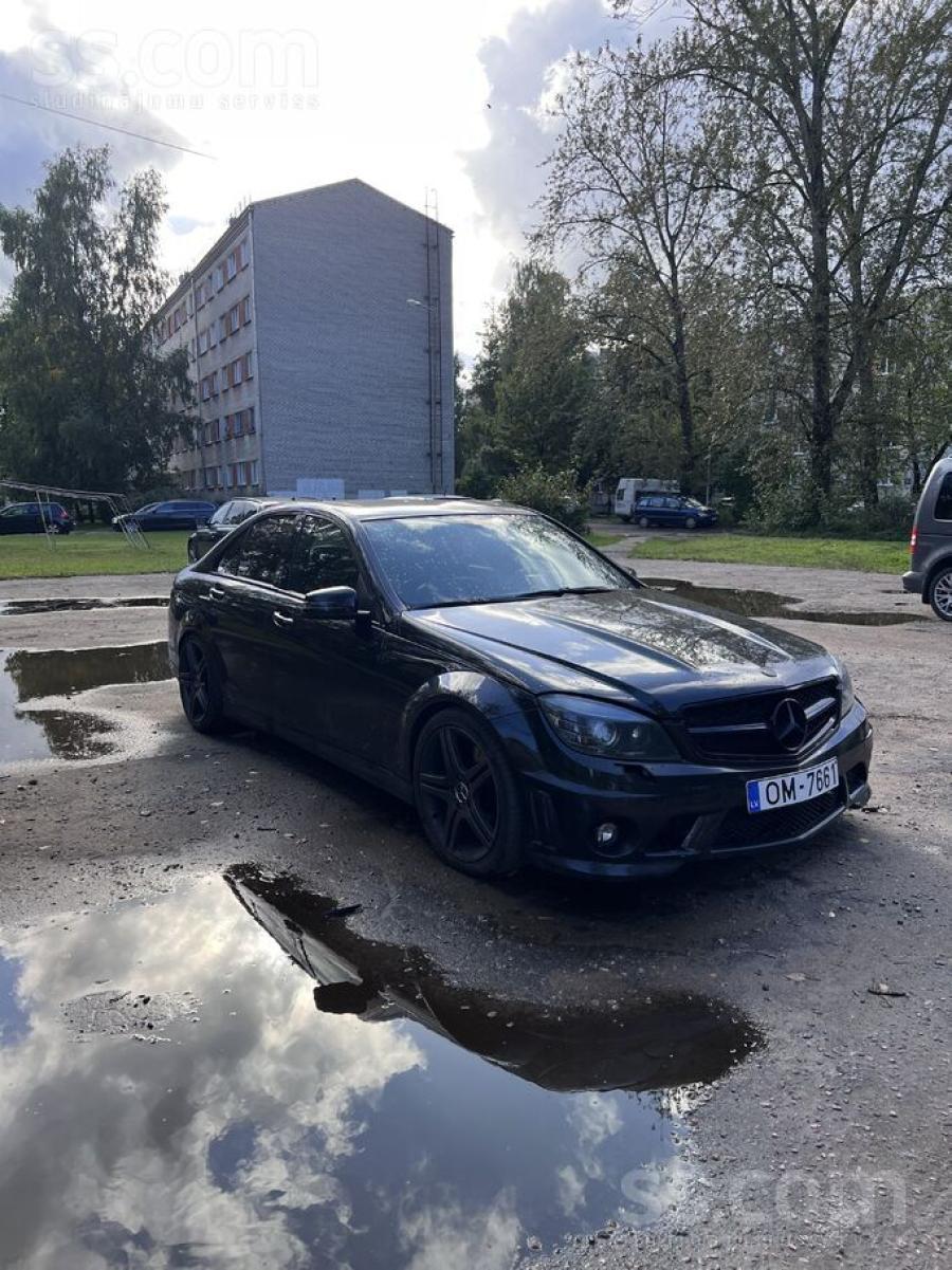Melns Mercedes-Benz c-320 2007 Rīga, ar dzinēja tilpumu 3.00 L un nobraukumu 319 tūkst. km par 5700 €, foto 3 vietnē AUTOMOTO.COM.LV
