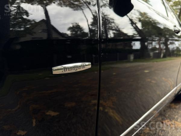 Black Mercedes-Benz c-320 2007 in Riga, with an engine capacity of 3.00 L and mileage of 392 thousand km for 4690 €, photo 9 on AUTOMOTO.COM.LV