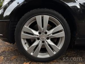 Melns Mercedes-Benz c-320 2007 Rīga, ar dzinēja tilpumu 3.00 L un nobraukumu 392 tūkst. km par 4690 €, foto 11 vietnē AUTOMOTO.COM.LV