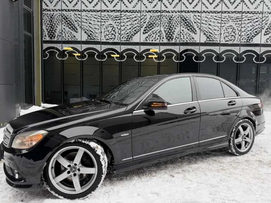 Melns Mercedes-Benz c-320 2008 Kauņa, ar dzinēja tilpumu 2.99 L un nobraukumu 396 tūkst. km par 5450 €, foto 10 vietnē AUTOMOTO.COM.LV