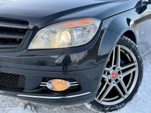 Melns Mercedes-Benz c-320 2008 Kauņa, ar dzinēja tilpumu 3.00 L un nobraukumu 299 tūkst. km par 5000 €, foto 9 vietnē AUTOMOTO.COM.LV