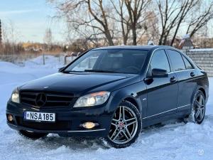 Melns Mercedes-Benz c-320 2008 Kauņa, ar dzinēja tilpumu 2.99 L un nobraukumu 299 tūkst. km par 5000 €, foto 5 vietnē AUTOMOTO.COM.LV