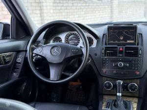 Melns Mercedes-Benz c-320 2008 Kauņa, ar dzinēja tilpumu 2.99 L un nobraukumu 299 tūkst. km par 5000 €, foto 16 vietnē AUTOMOTO.COM.LV