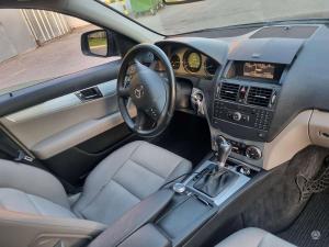 Черный Мерседес Ц 320 2008 в Каунас, объемом двигателя 2.99 л и пробегом 228 тыс. км за 3950 €, фото 7 на AUTOMOTO.COM.LV