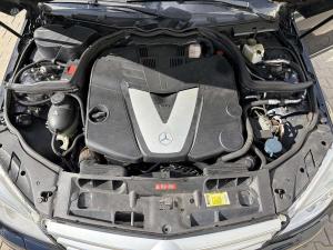 Black Mercedes-Benz c-320 2008 in Vilnius, with an engine capacity of 2.99 L and mileage of 180 thousand km for 4100 €, photo 17 on AUTOMOTO.COM.LV