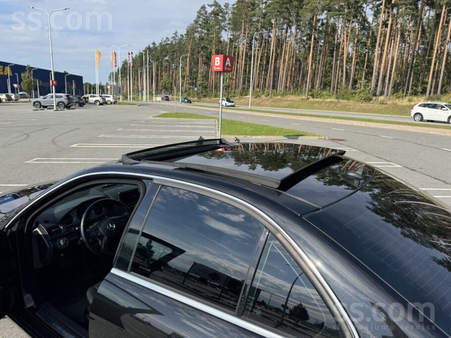 Black Mercedes-Benz c-320 2008 in Riga, with an engine capacity of 3.00 L and mileage of 392 thousand km for 5500 €, photo 9 on AUTOMOTO.COM.LV