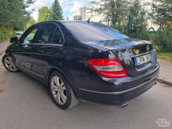 Melns Mercedes-Benz c-320 2009 Kauņa, ar dzinēja tilpumu 3.20 L un nobraukumu 312 tūkst. km par 2300 €, foto 4 vietnē AUTOMOTO.COM.LV