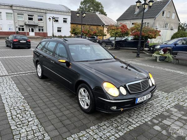 Мерседес Ц 320 2004 в Клайпеда на AUTOMOTO.COM.LV Черный Мерседес Ц 320 2004 в Клайпеда, объемом двигателя 3.20 л и пробегом 365 тыс. км за 1800 €, фото 5 на AUTOMOTO.COM.LV