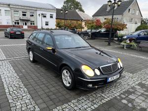 Черный Мерседес Ц 320 2004 в Клайпеда, объемом двигателя 3.20 л и пробегом 365 тыс. км за 1800 €, фото 5 на AUTOMOTO.COM.LV