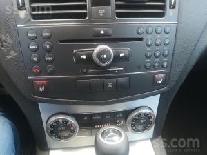 Melns Mercedes-Benz c-320 2008 Rīga, ar dzinēja tilpumu 3.00 L un nobraukumu 0 tūkst. km par 3700 €, foto 16 vietnē AUTOMOTO.COM.LV